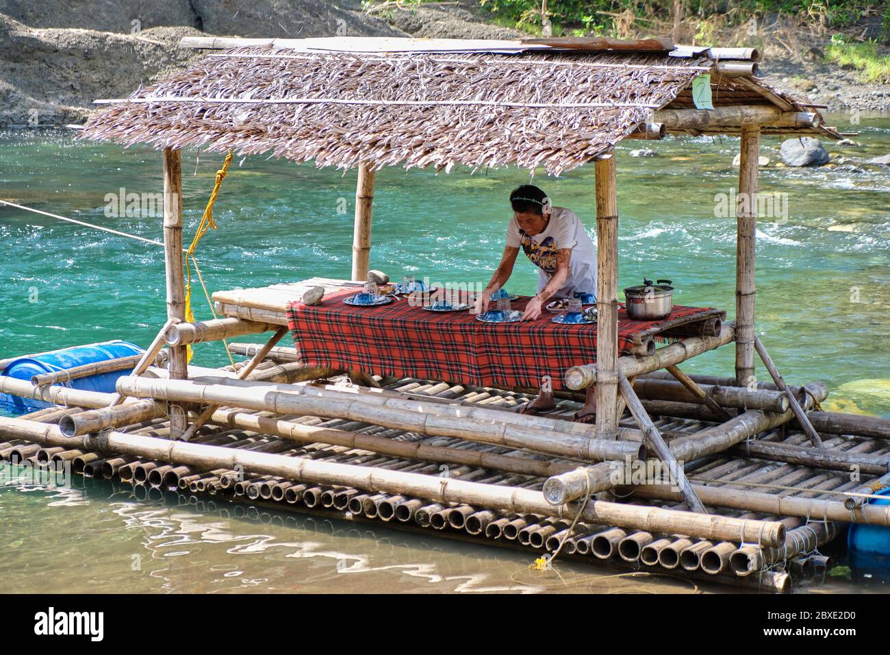Filipino locals hi-res stock photography and images - Alamy
