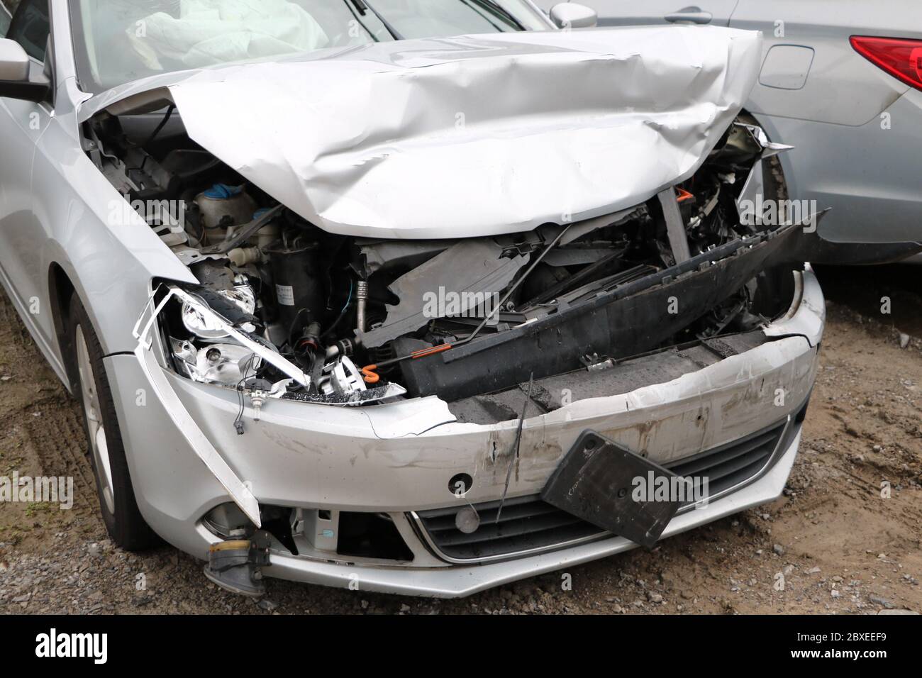 Car front end close up hi-res stock photography and images - Alamy