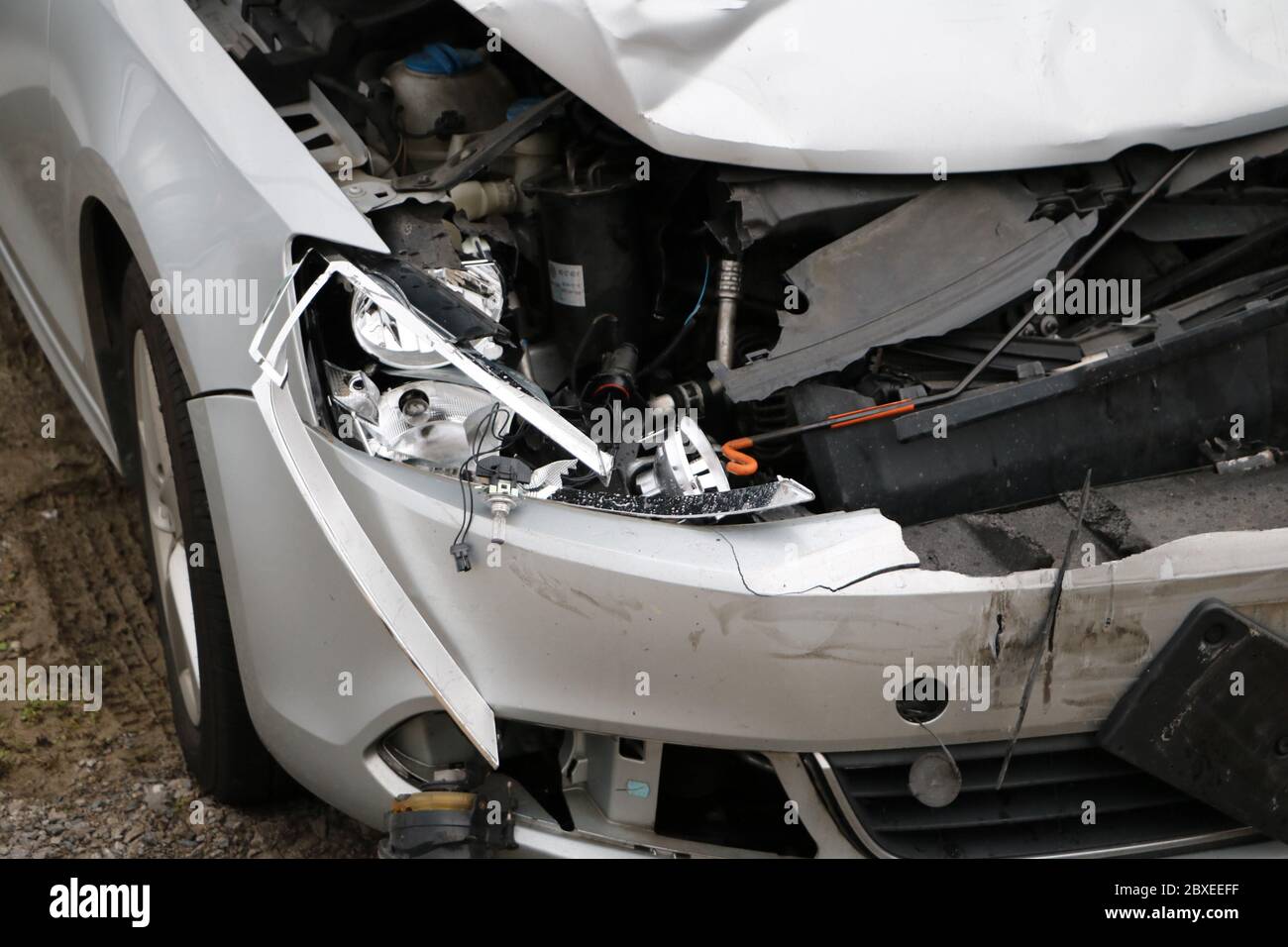 Wrecked car in a junkyard close-up, Tennessee Stock Photo - Alamy
