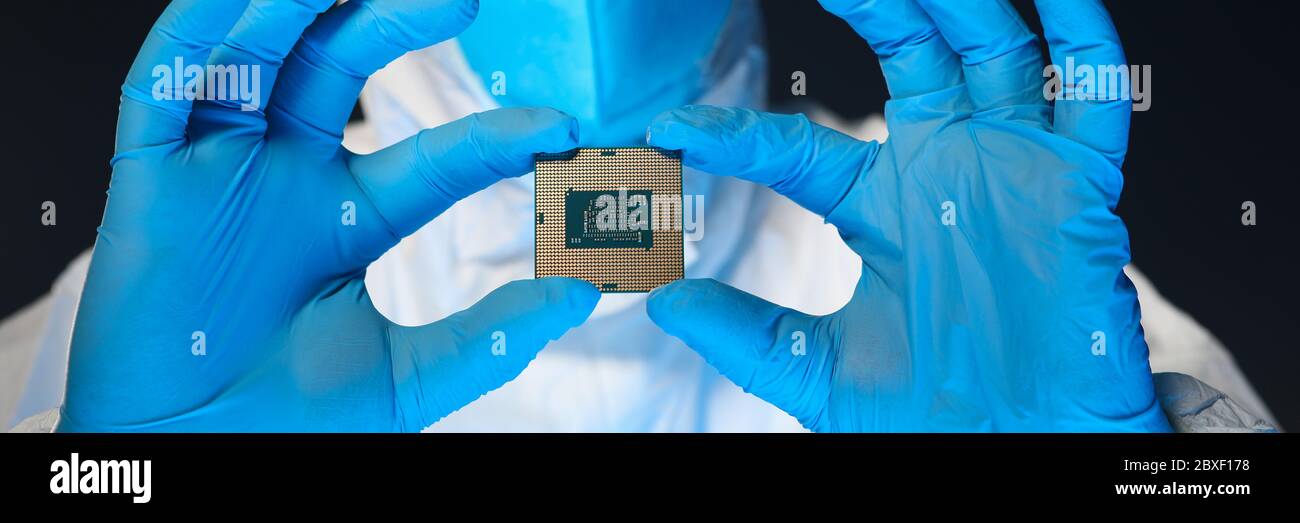 Microprocessor chip hi-res stock photography and images - Alamy