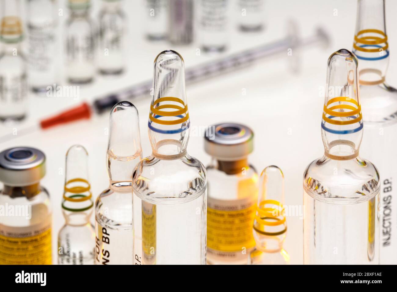 Medical drug ampules for injection Stock Photo - Alamy