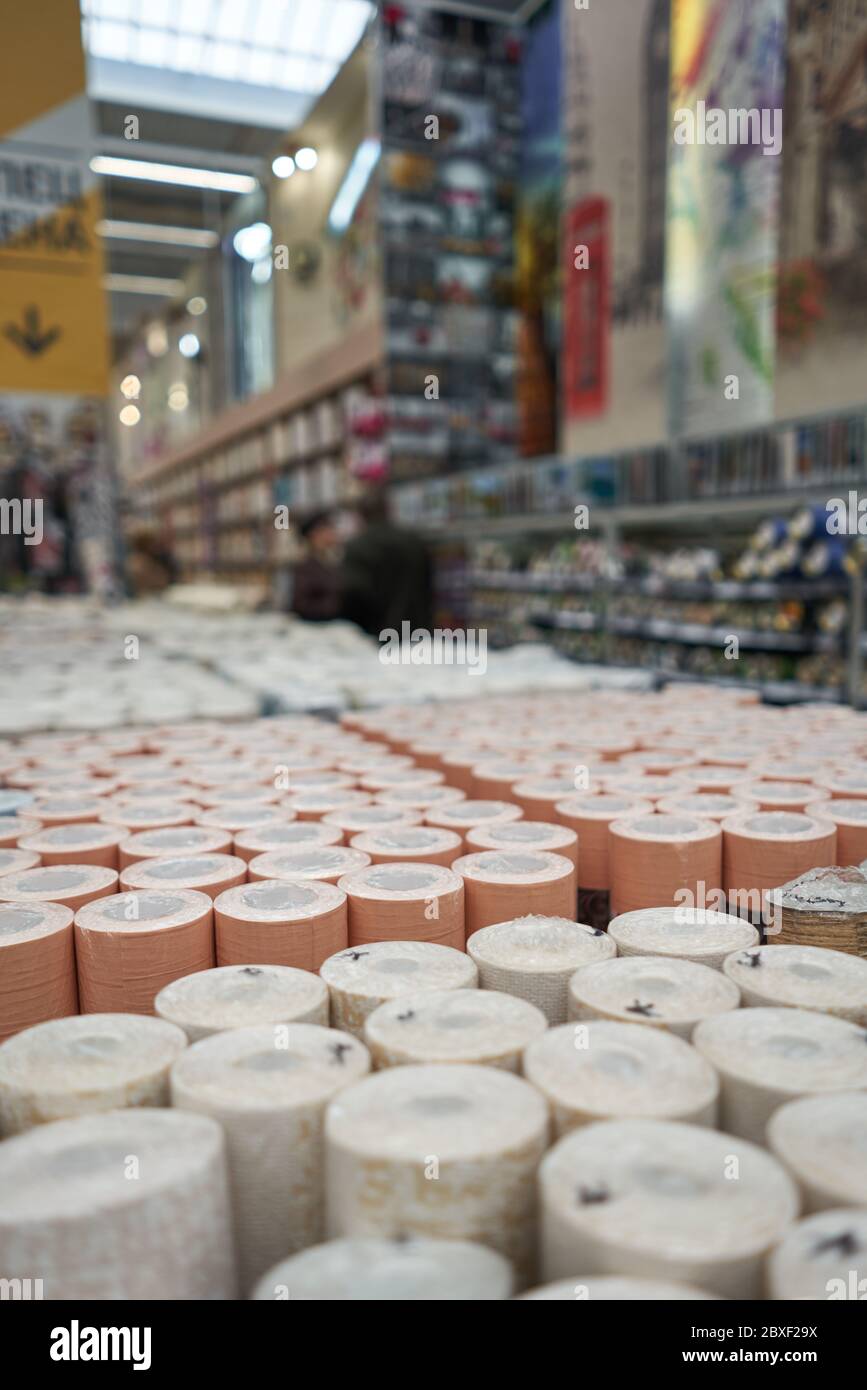 the rolls of Wallpaper at the hardware store Stock Photo - Alamy