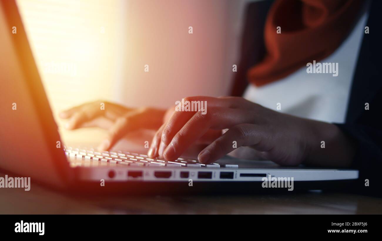 Man computer hacker silhouette hi-res stock photography and images - Alamy