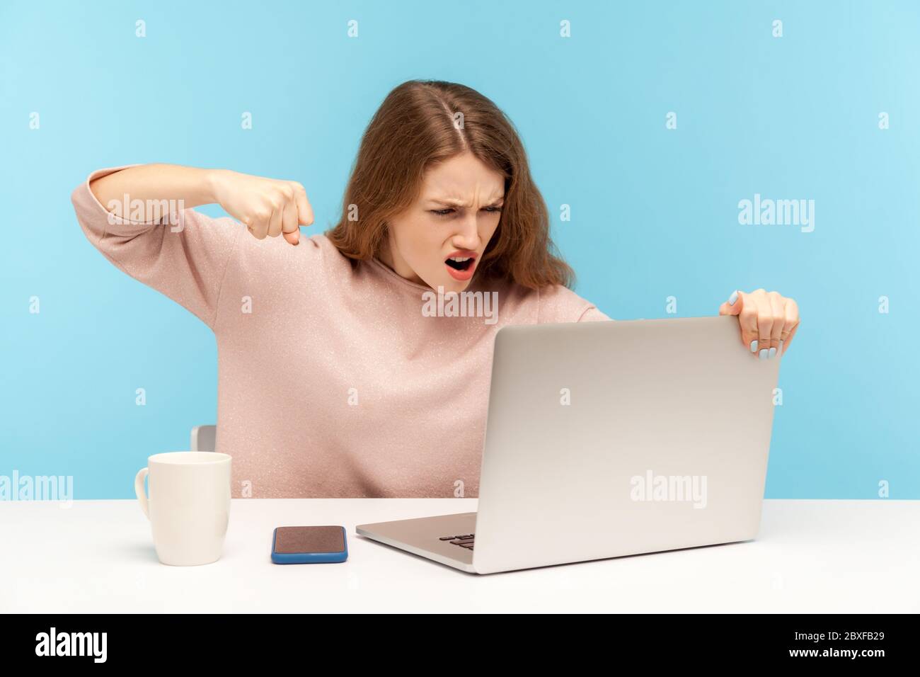 Office punch laptop screen hi-res stock photography and images - Alamy