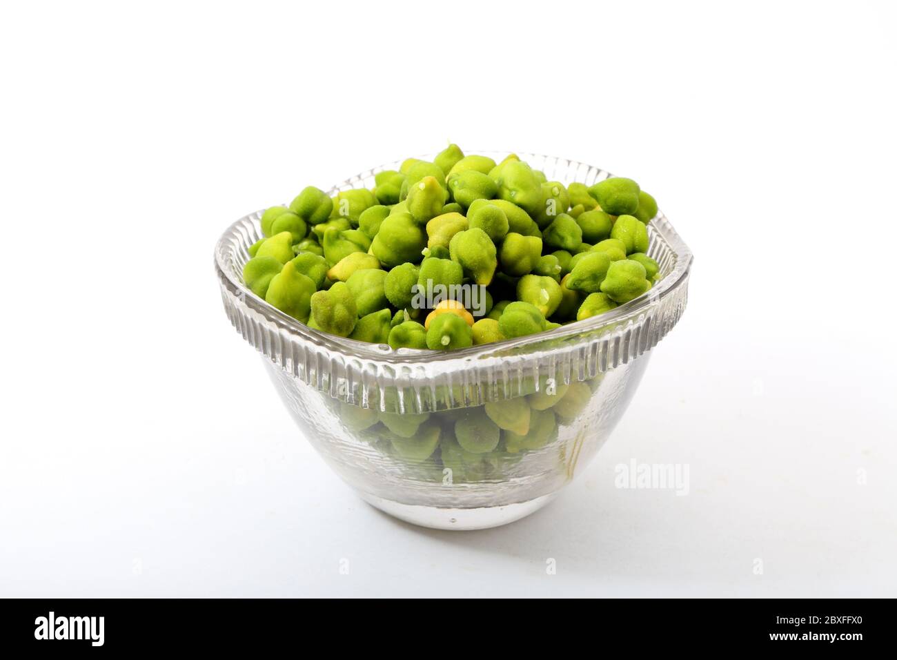 Fresh green chickpeas hi-res stock photography and images - Alamy