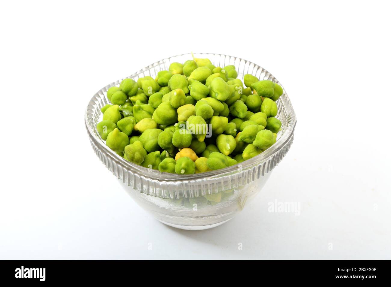 Fresh green chickpeas hi-res stock photography and images - Alamy