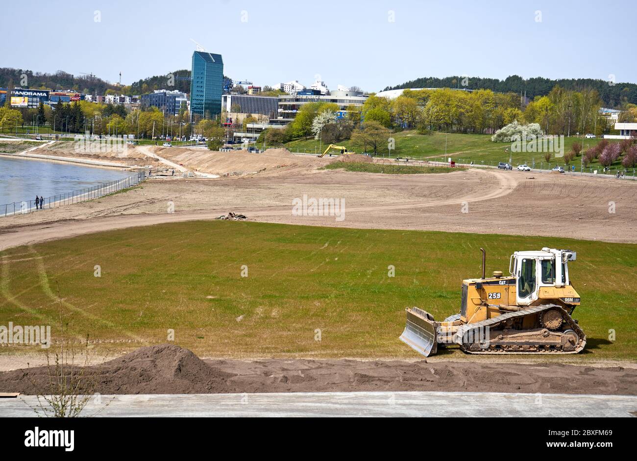 Ground level view construction site hi-res stock photography and images ...
