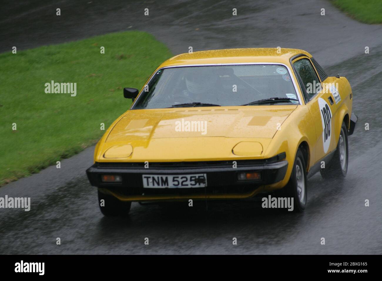 Classic mini hill climb hi-res stock photography and images - Alamy