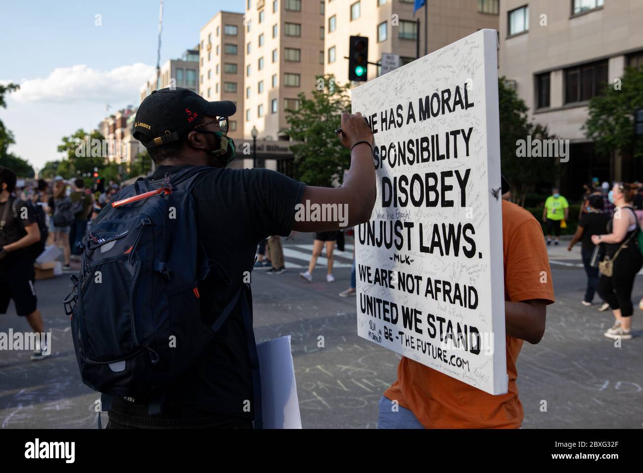 Protesterss hi-res stock photography and images - Alamy