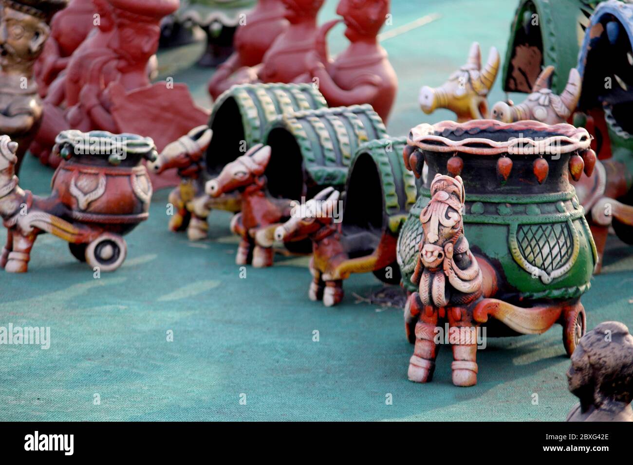 decorative Horse cart Sculpture Made with Earthen Mud, horse cart ...