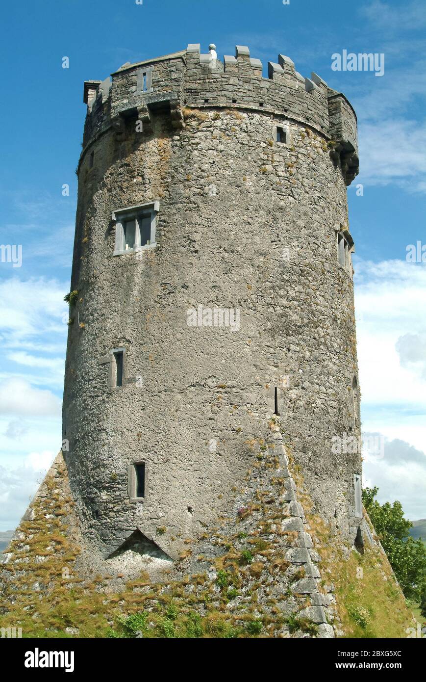 round tower, Newtown Castle, Ireland, Éire, Irland, Írország, Europe ...