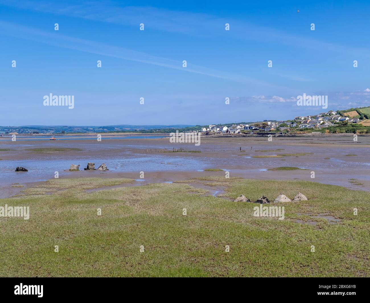 Torridge and Taw estuary. Landscape view towards Appledore from Northam ...