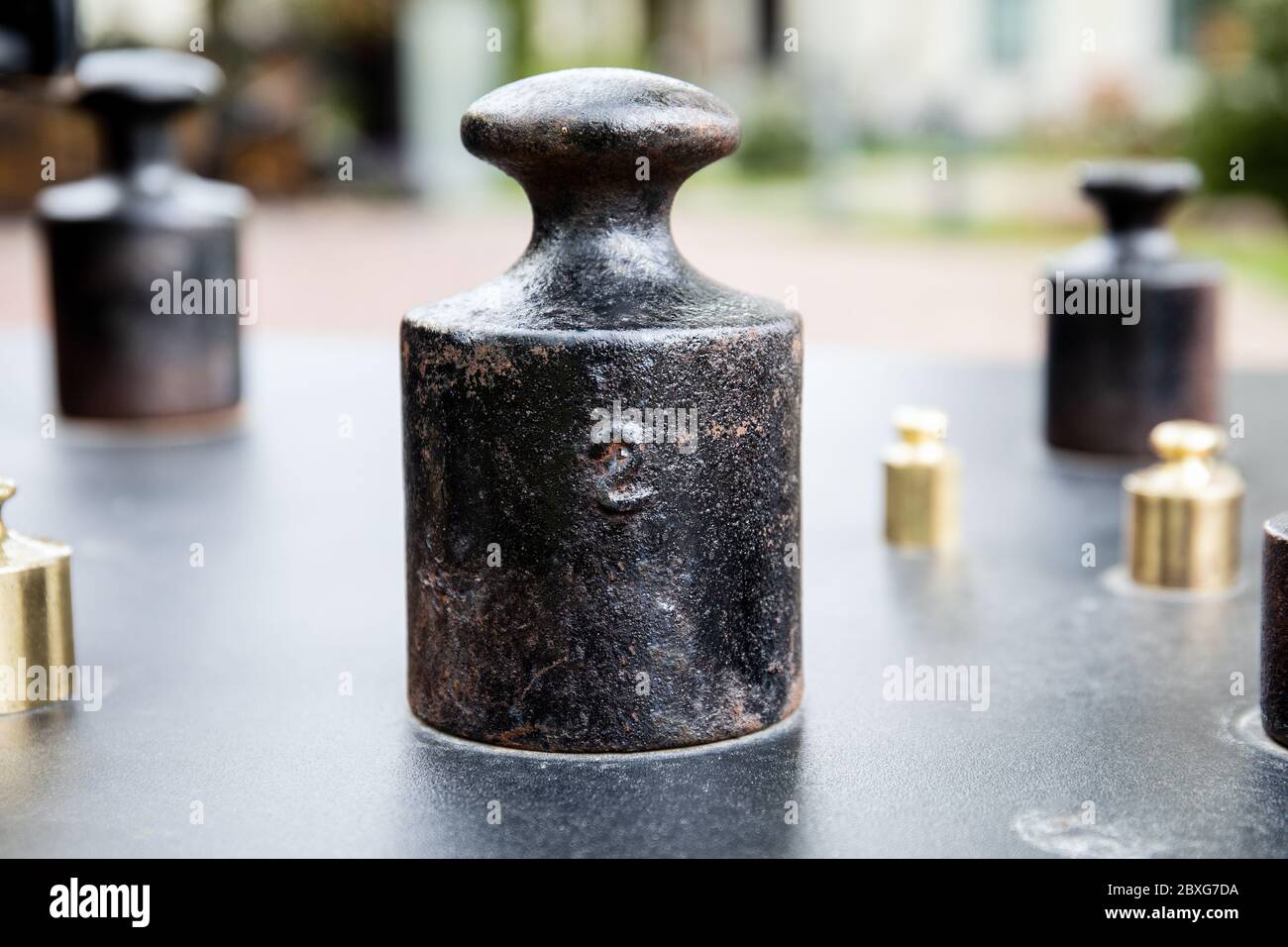 Counterweight for 2 kilograms or pounds. Old style product wighing ...