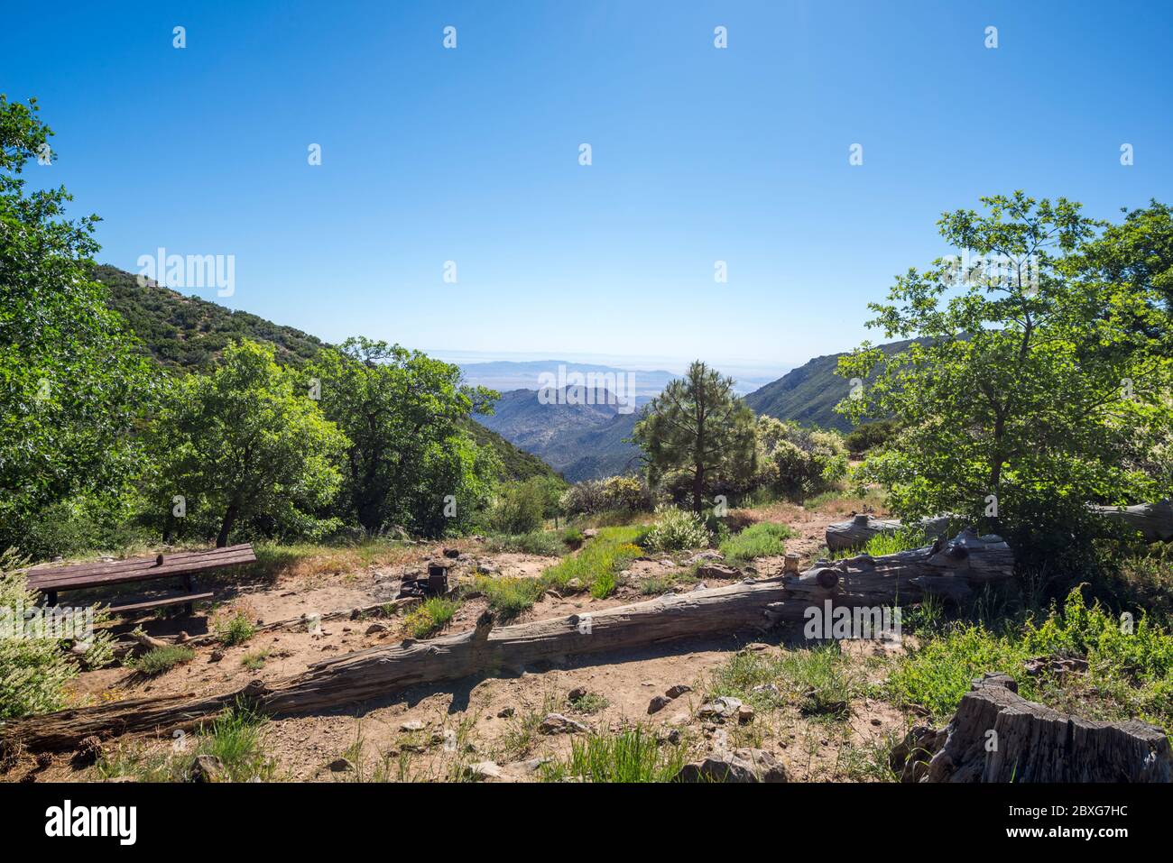 Desert view hi-res stock photography and images - Alamy