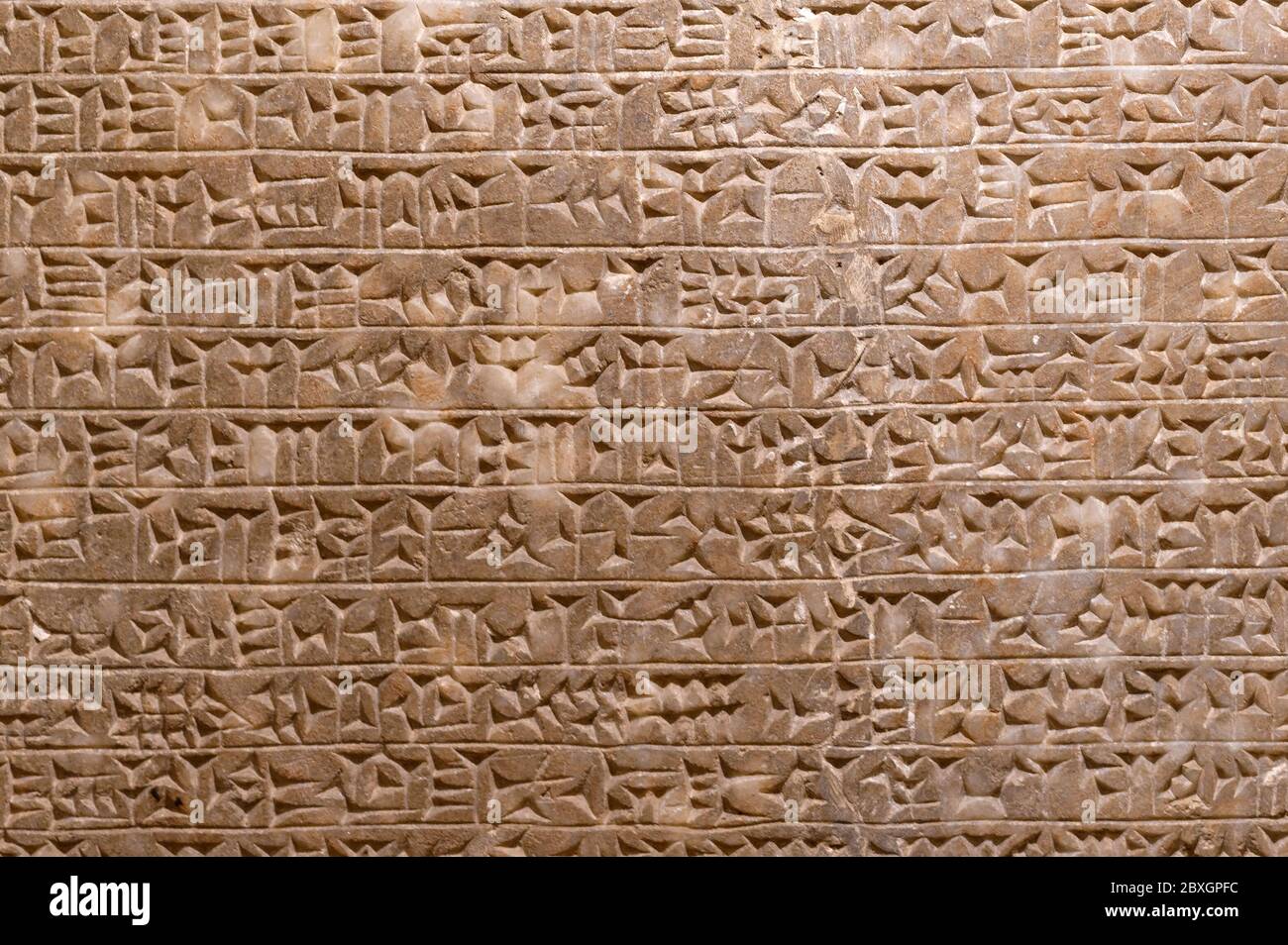 Cuneiform script hi-res stock photography and images - Alamy