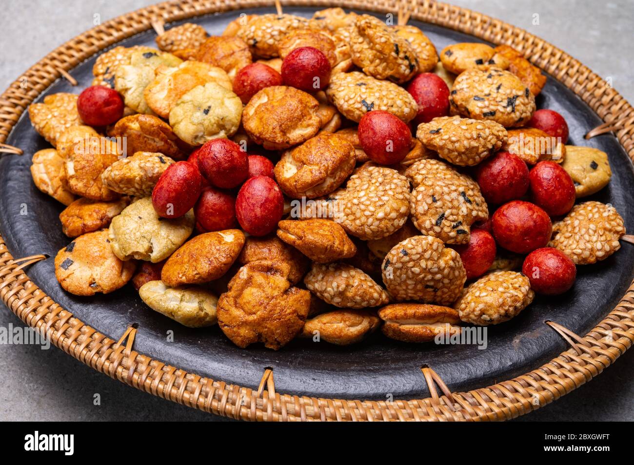 Tasty asian vegetarian appetizer, crunchy rice en peanuts snacks from ...