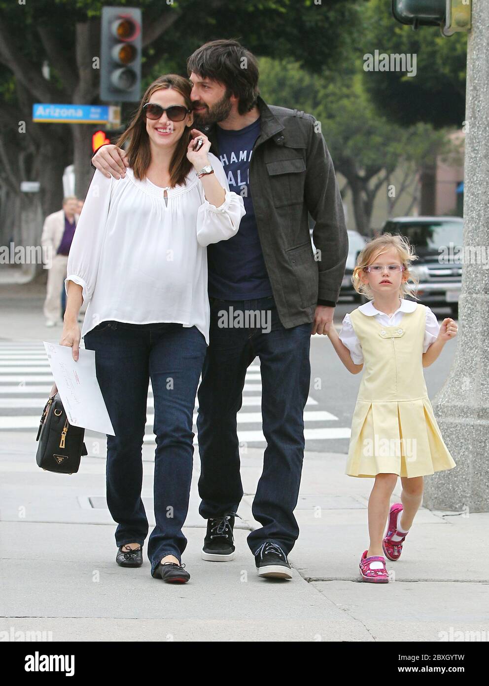 Ben Affleck, Jennifer Garner with their daughter Violet Affleck visit ...