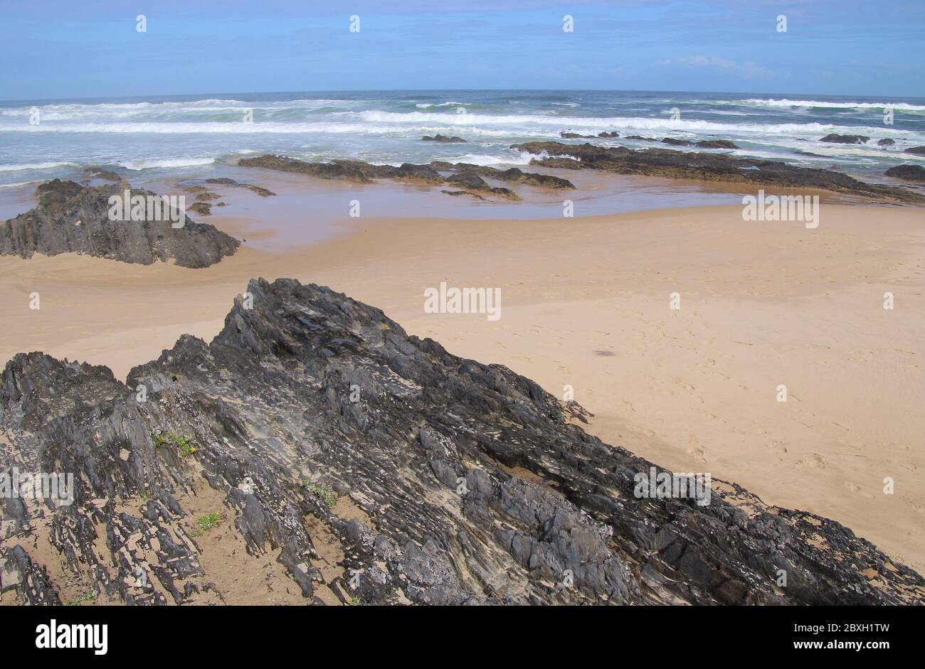Cragged cliffs on the beach of Nature's Valley, Garden Route, South ...