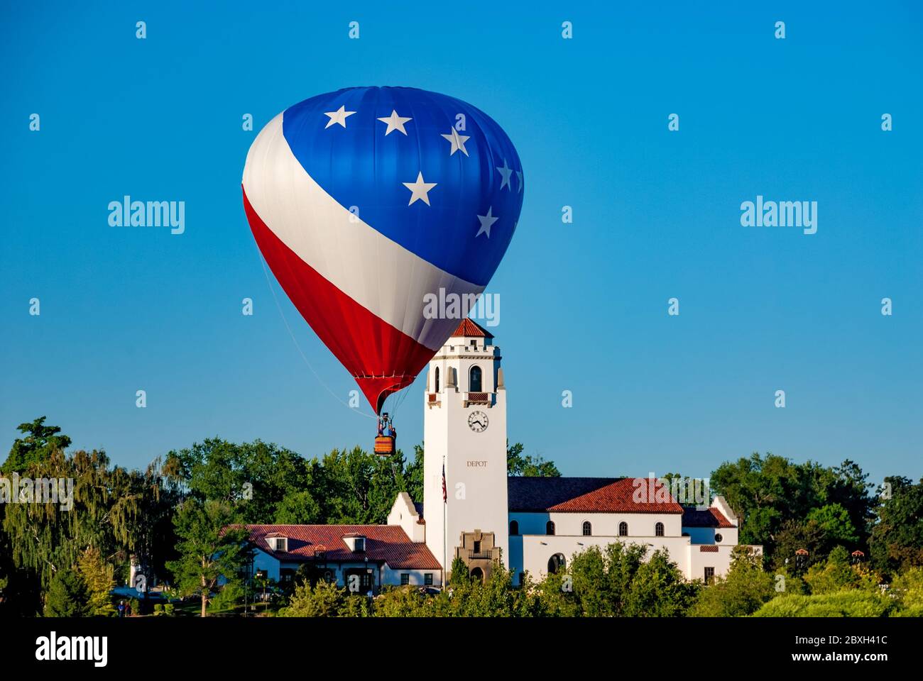 Patriotic train hi-res stock photography and images - Alamy