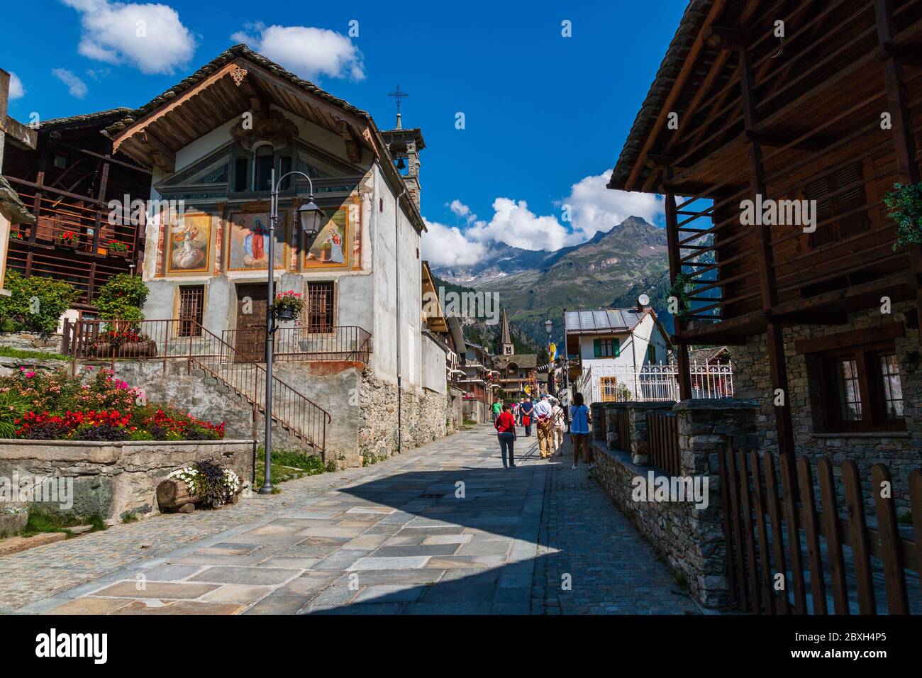 Glimpse of the mountain resort town of Alagna Valsesia, Vercelli ...