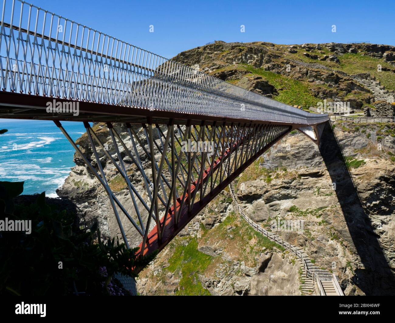 Tintagel Castle New Bridge, Tintagel, Cornwall, UK Stock Photo - Alamy