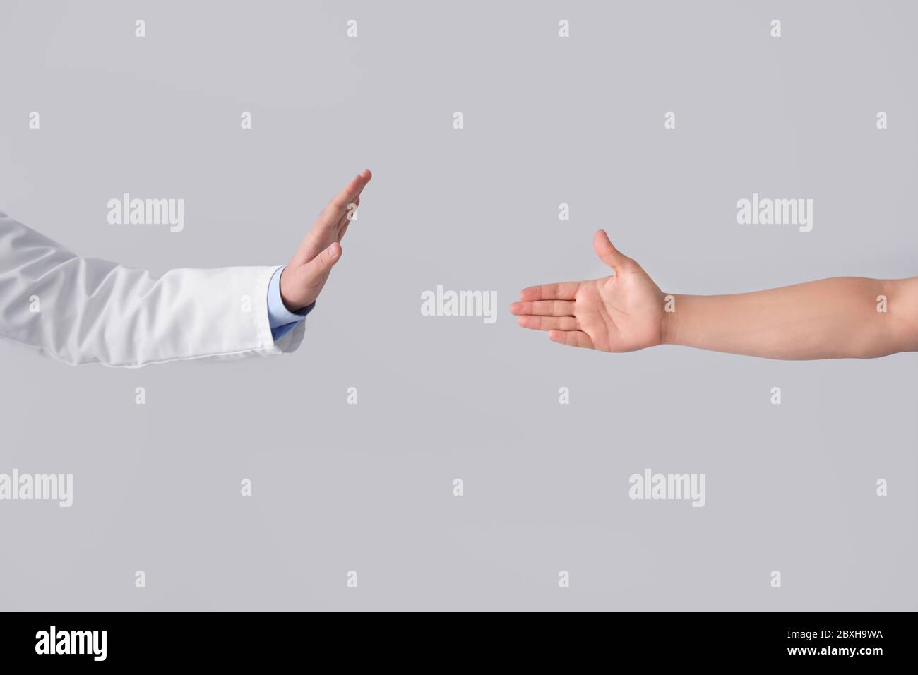 Refusing to shake hand hi-res stock photography and images - Alamy