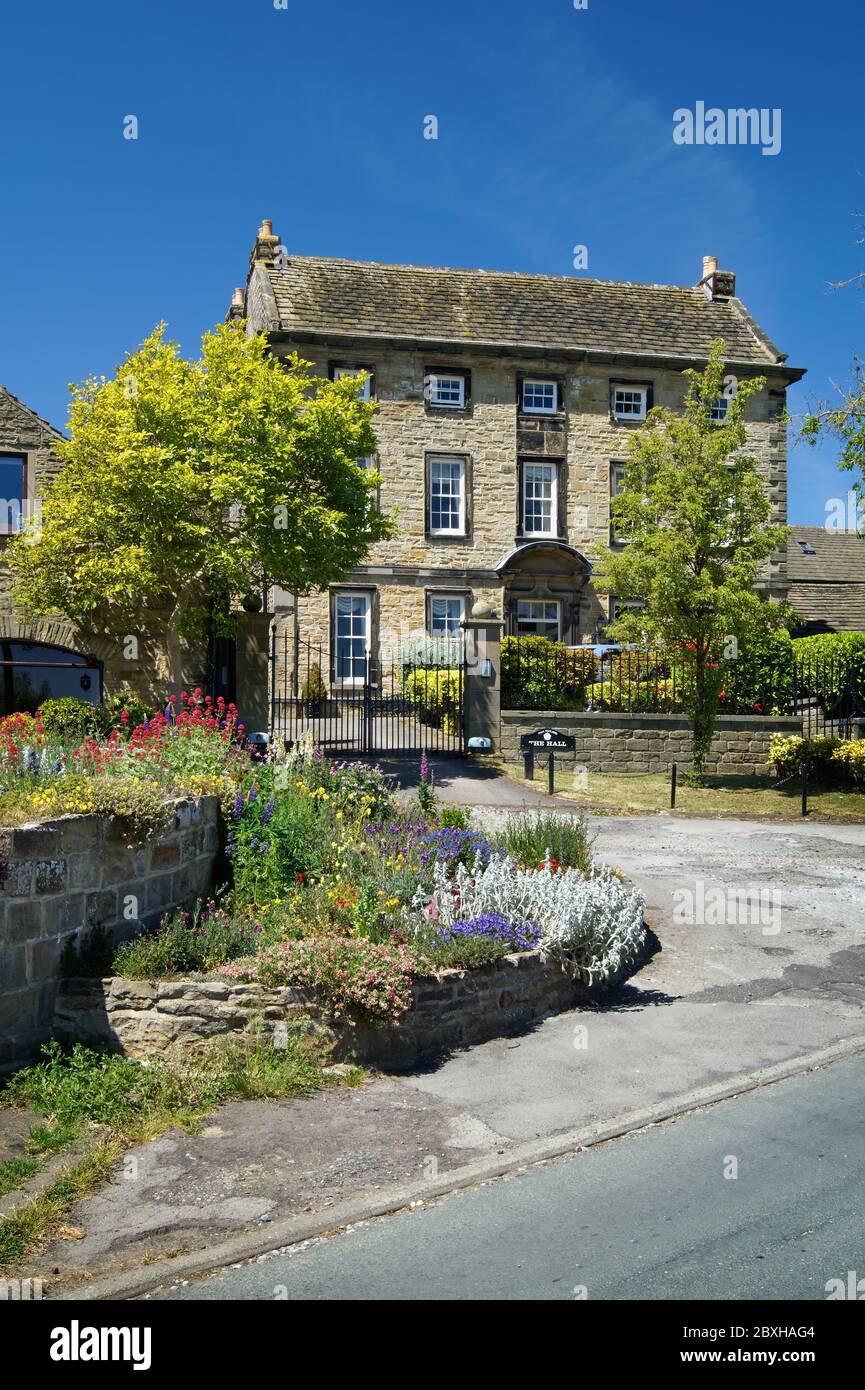 UK,South Yorkshire,Barnsley,High Hoyland,Hoyland Hall Stock Photo - Alamy