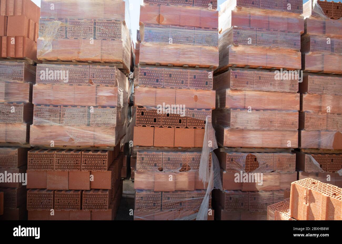 Solid clay brick used construction hi-res stock photography and images ...