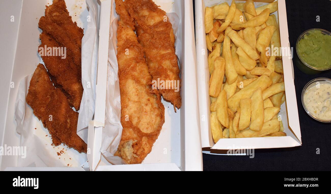Halal fish and chips hi-res stock photography and images - Alamy