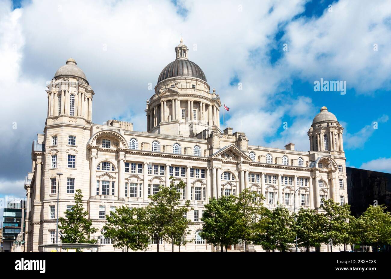 The Port of Liverpool Building, one of the Three Graces Stock Photo - Alamy