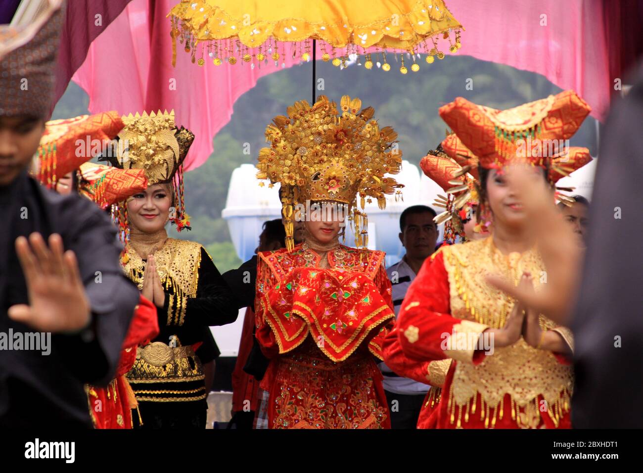 Minang hi-res stock photography and images - Alamy