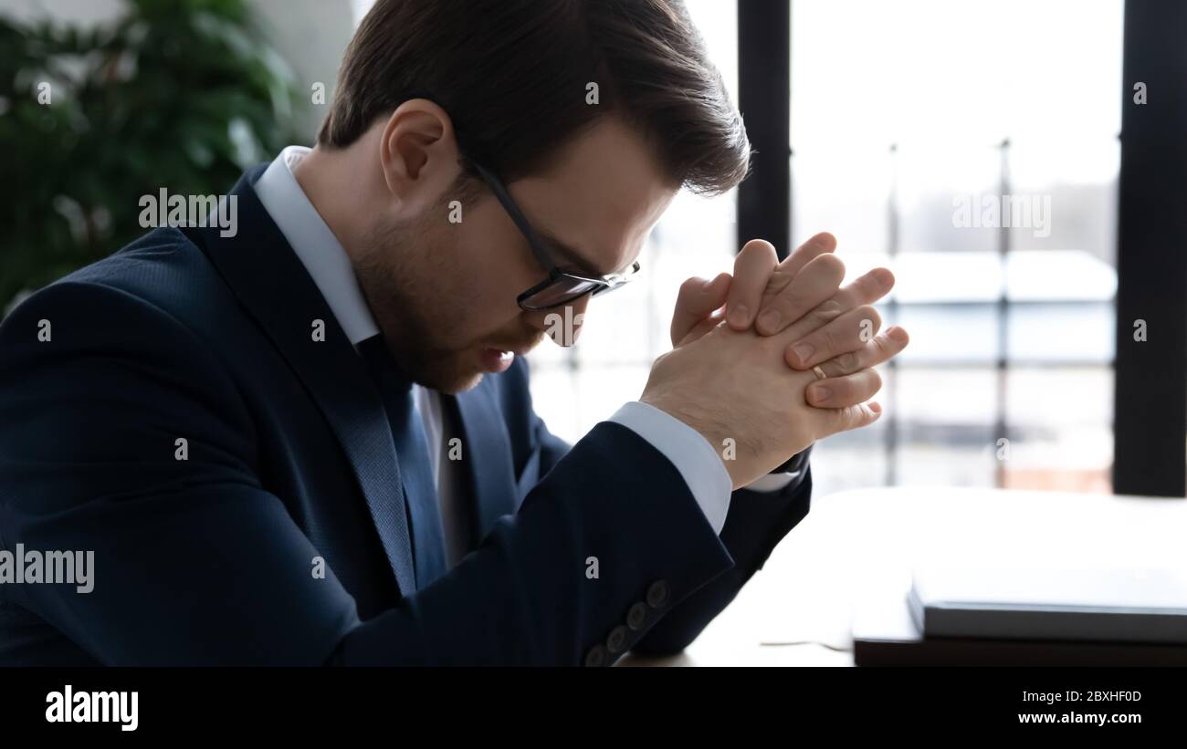 Distressed businessman frustrated with company business failure Stock ...