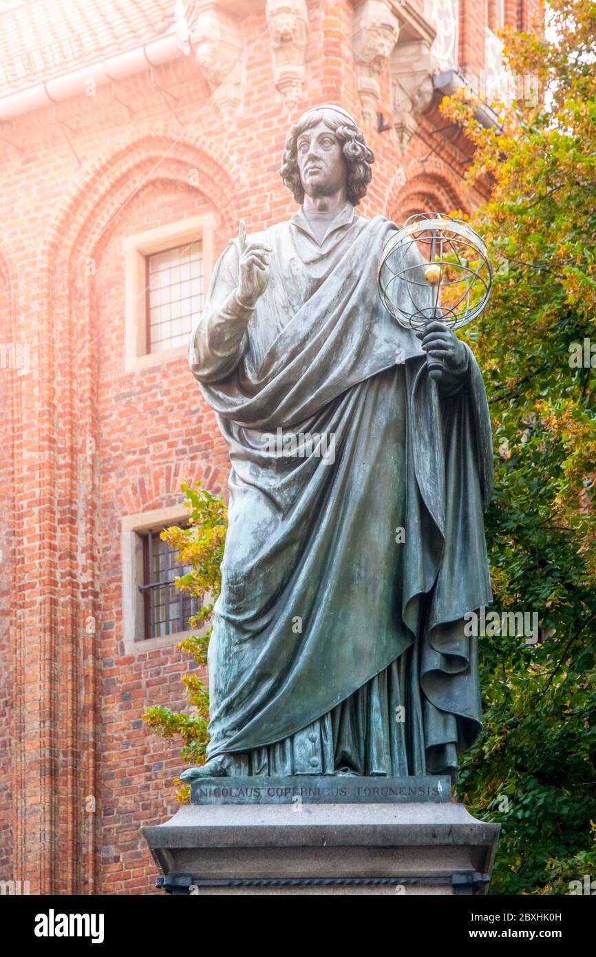 TORUN, POLAND - AUGUST 27, 2014: Statue of Nicolaus Copernicus ...