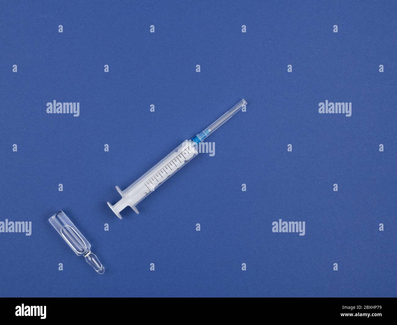The syringe and vial used for medical and cosmetic procedures Stock ...