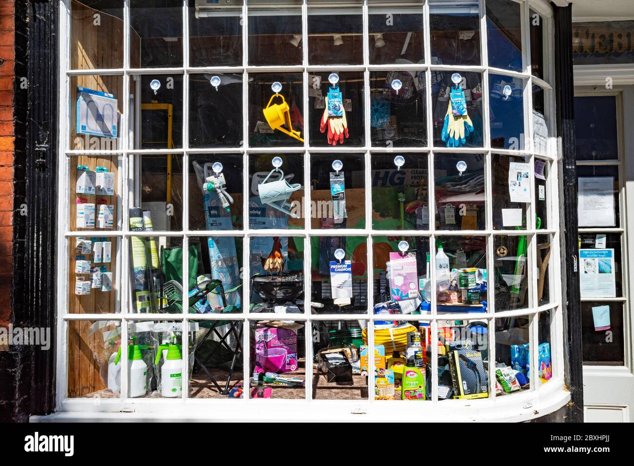 Hardware store window display hi-res stock photography and images - Alamy