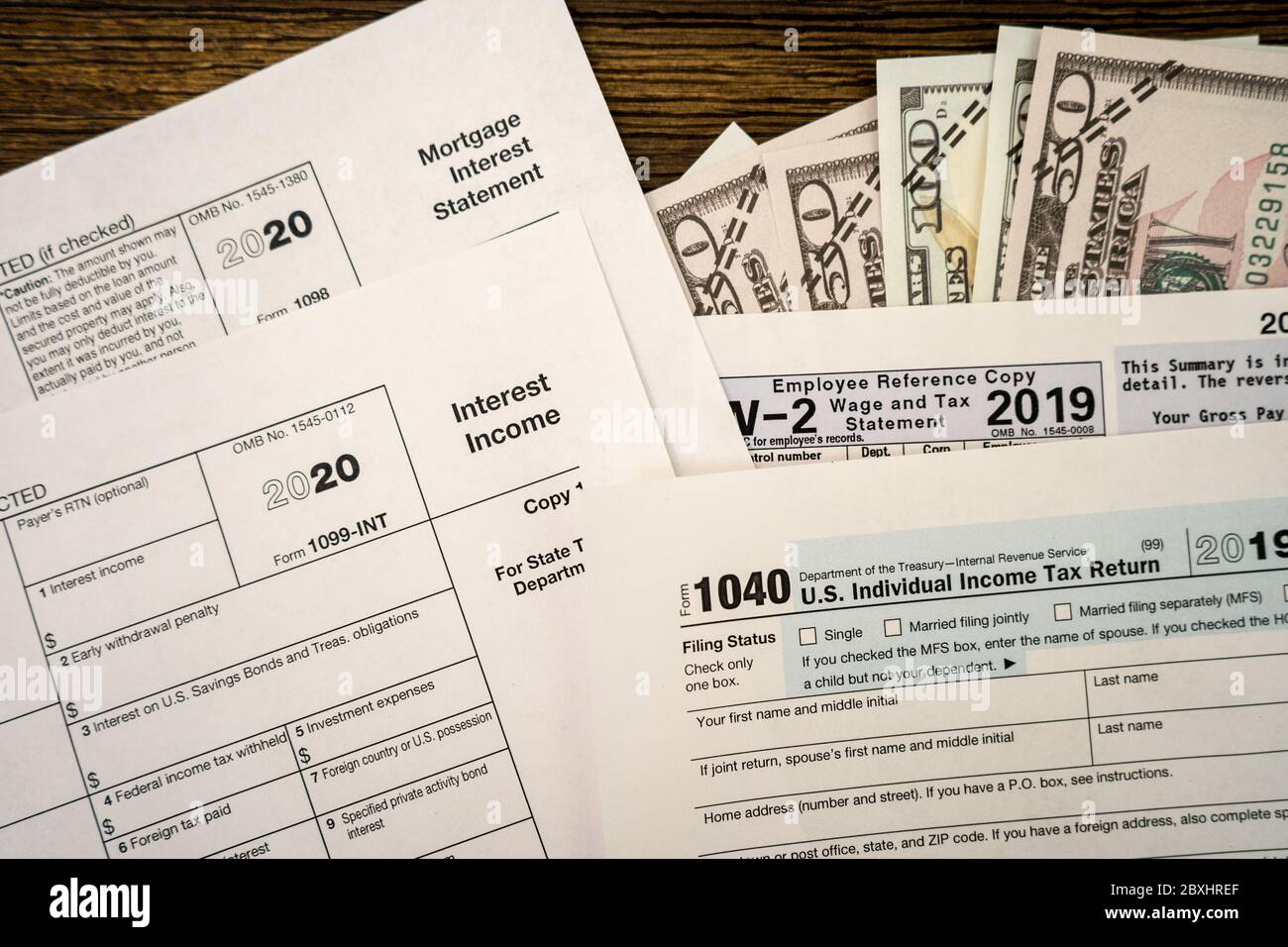 1099 form hi-res stock photography and images - Alamy