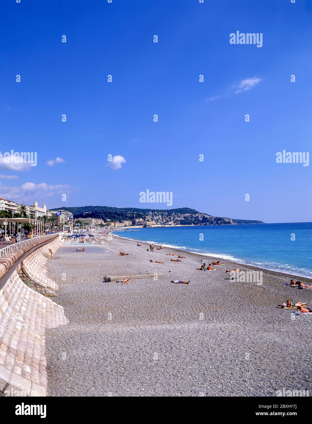 Plage de nice hi-res stock photography and images - Alamy