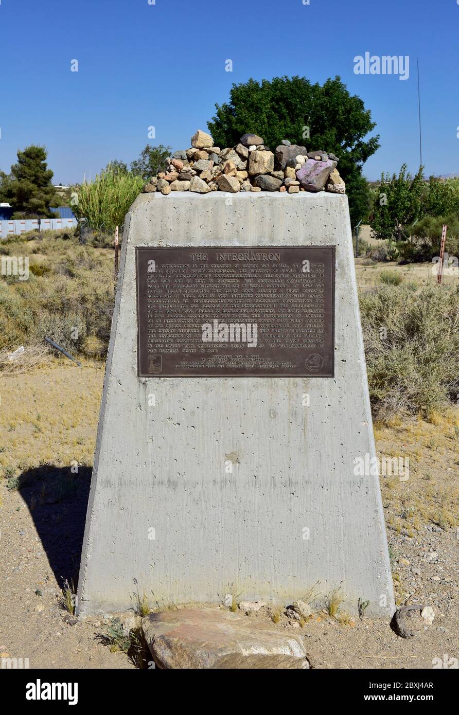 Integratron hi-res stock photography and images - Alamy