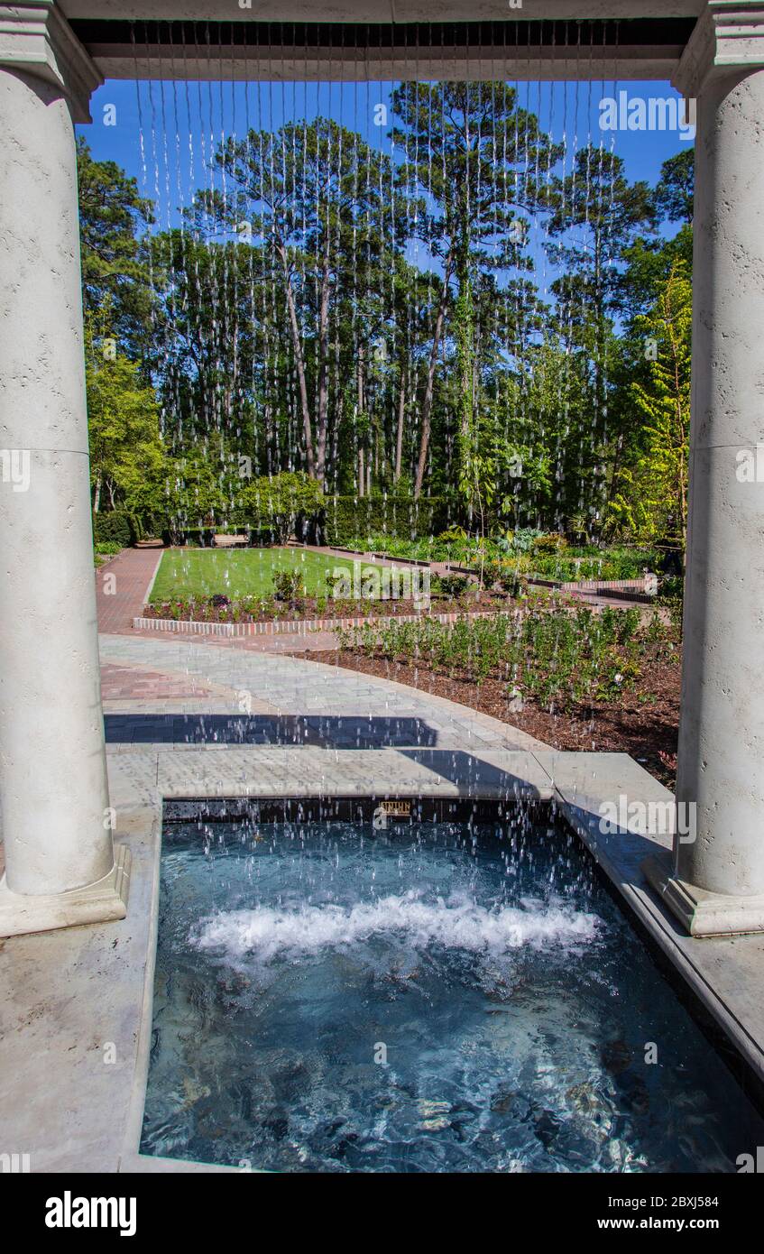 Waterfall or Water Wall pond in the Daylily Garden at Mercer Arboretum ...