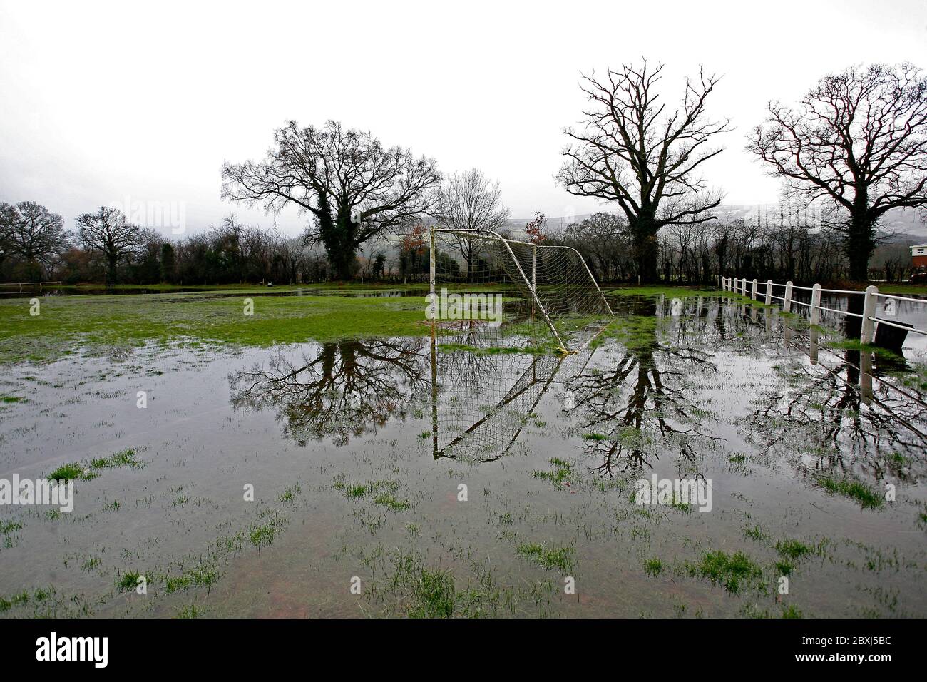 Football pitches winter hi-res stock photography and images - Alamy