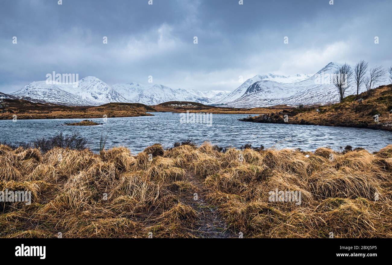 Dramatic scottish scenery hi-res stock photography and images - Alamy