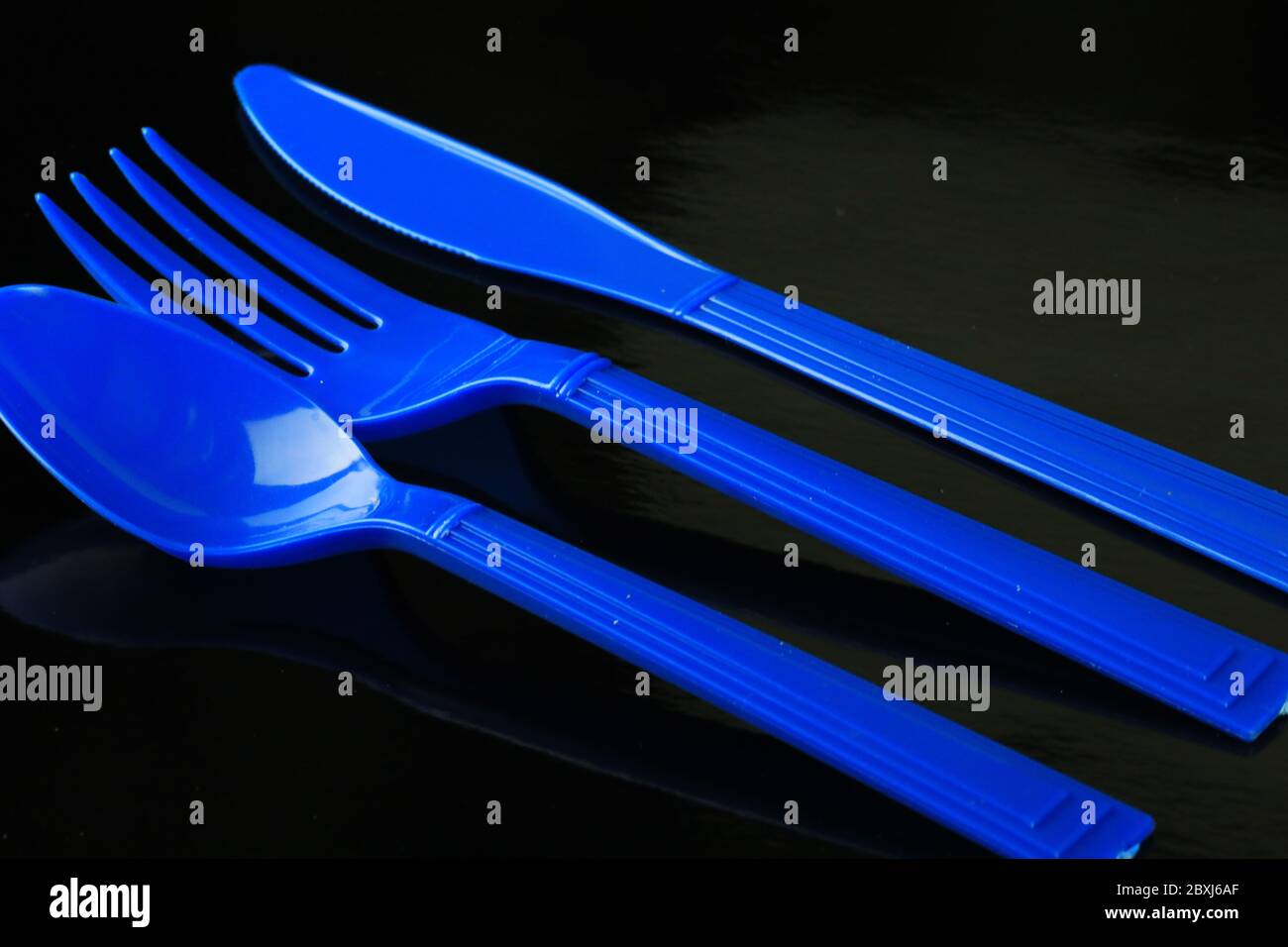 Single use utensils for online food delivery Stock Photo - Alamy