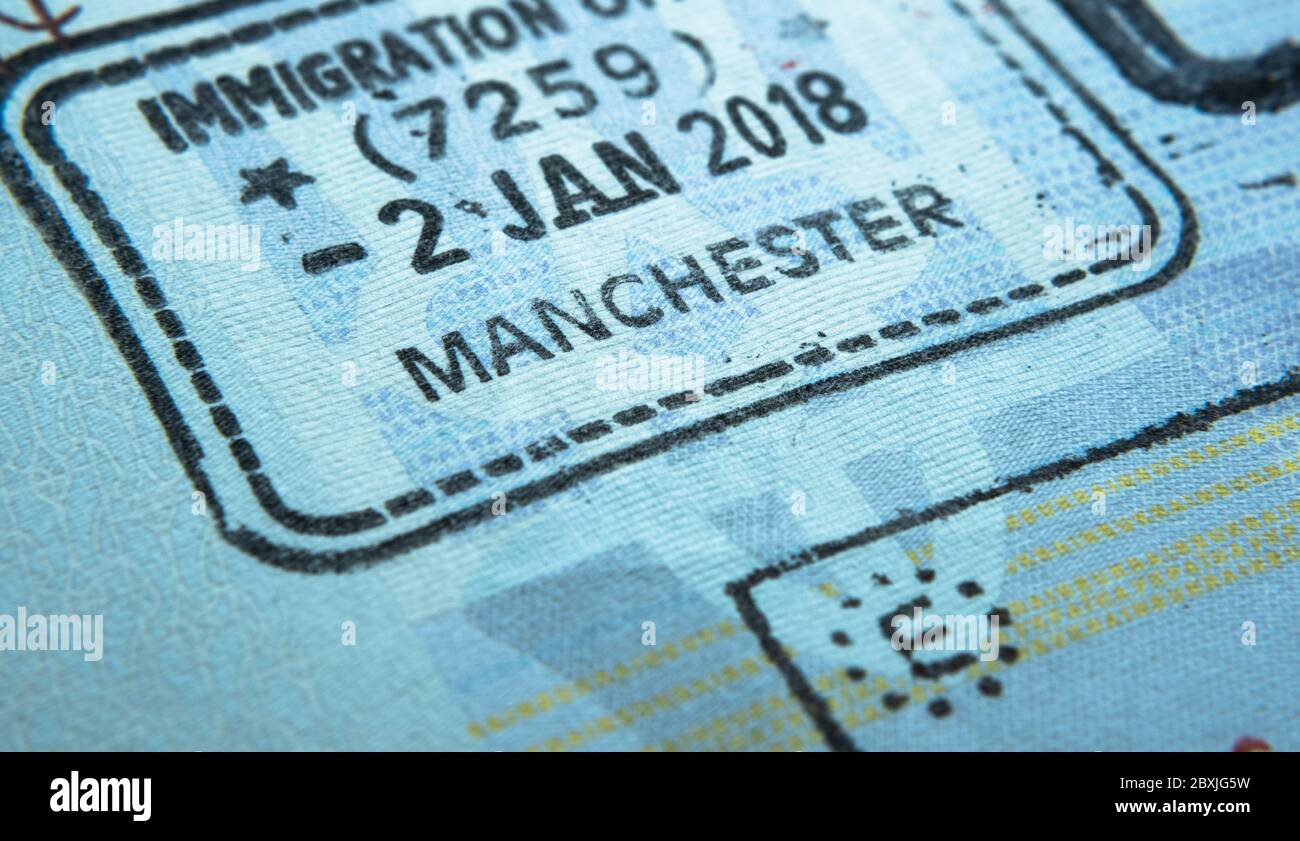 Uk border control officer hi-res stock photography and images - Alamy