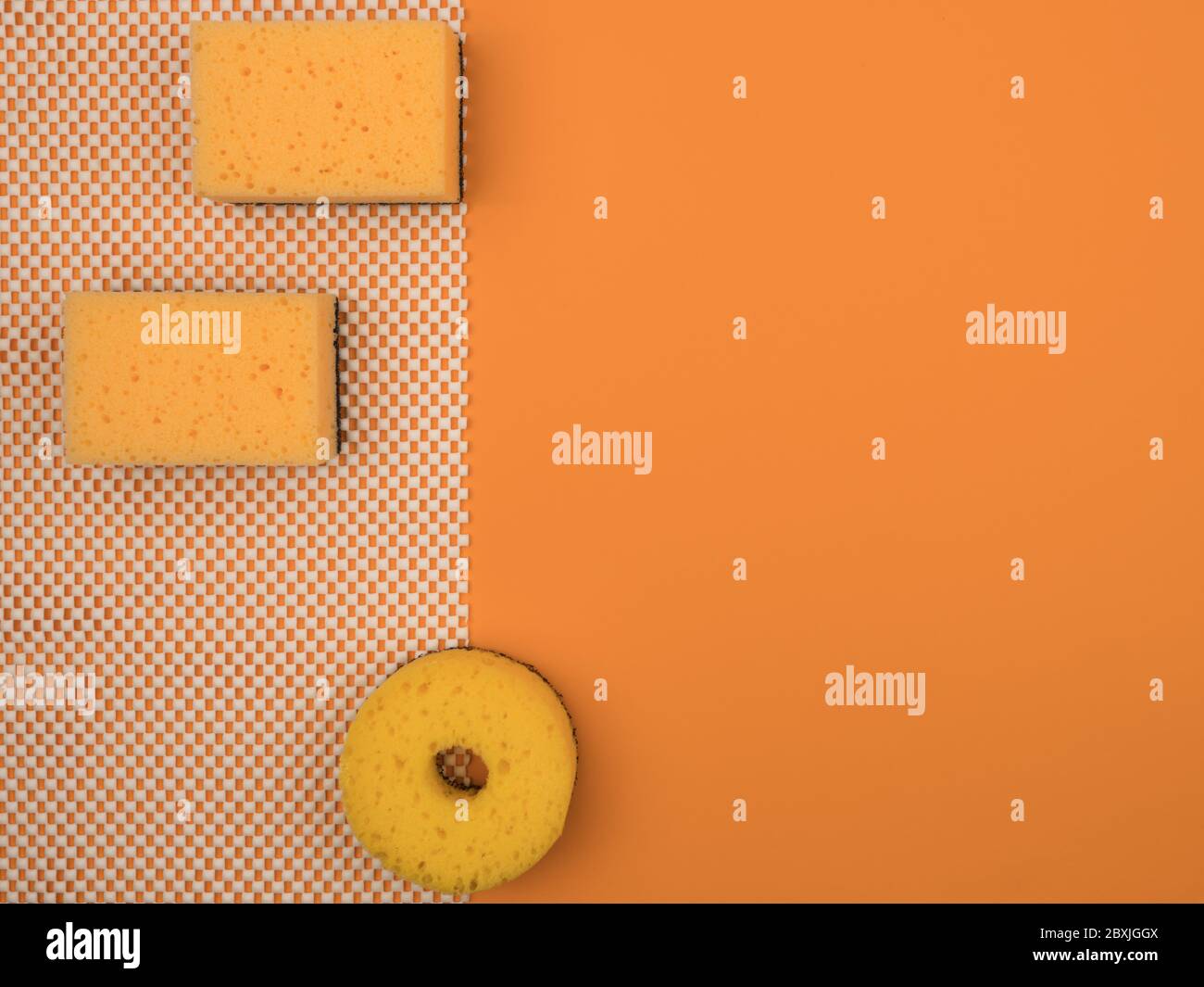 Domestic accessories washing dishes hi-res stock photography and images ...