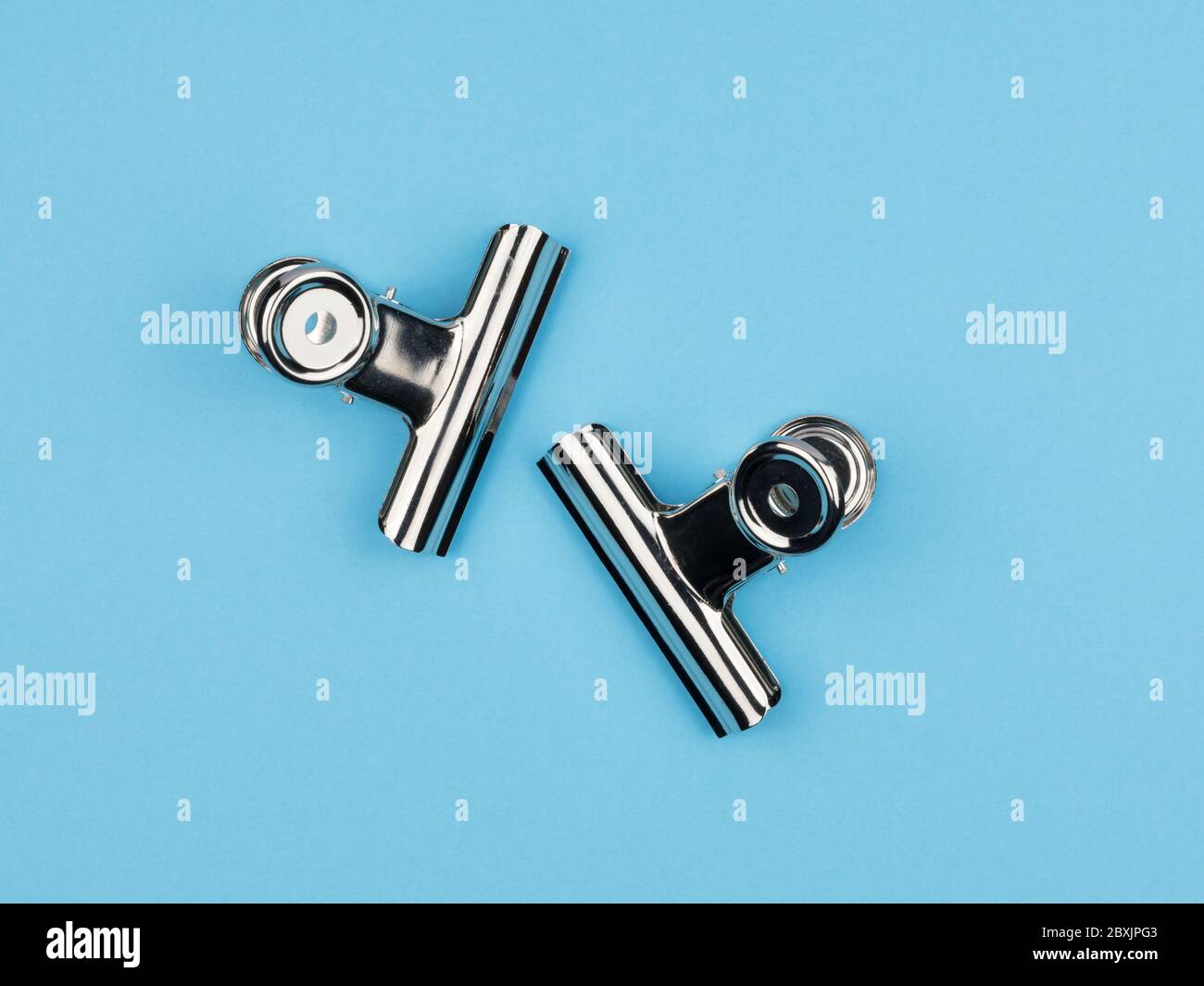 Metal clip hi-res stock photography and images - Alamy