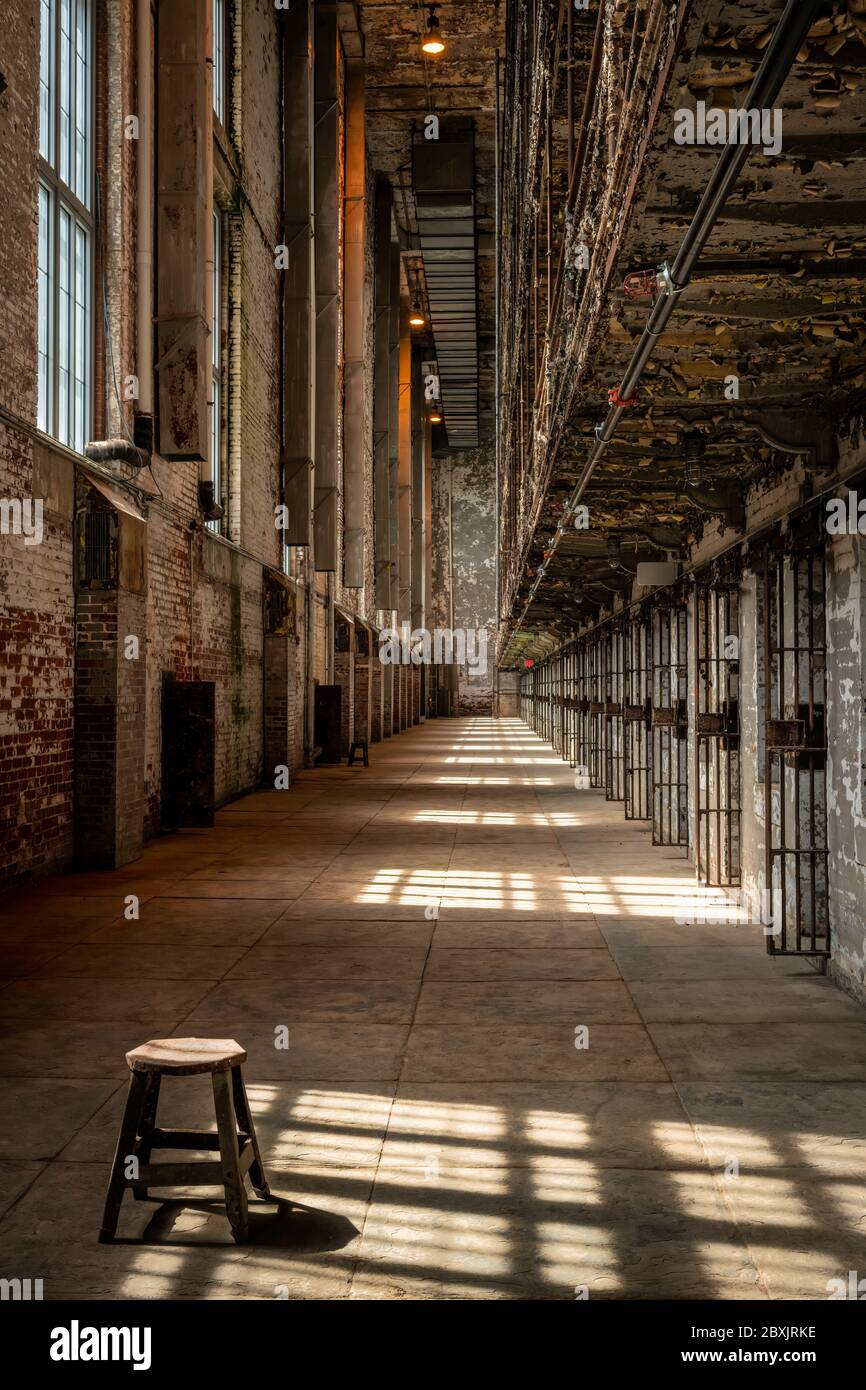 Prison building bars on windows hi-res stock photography and images - Alamy