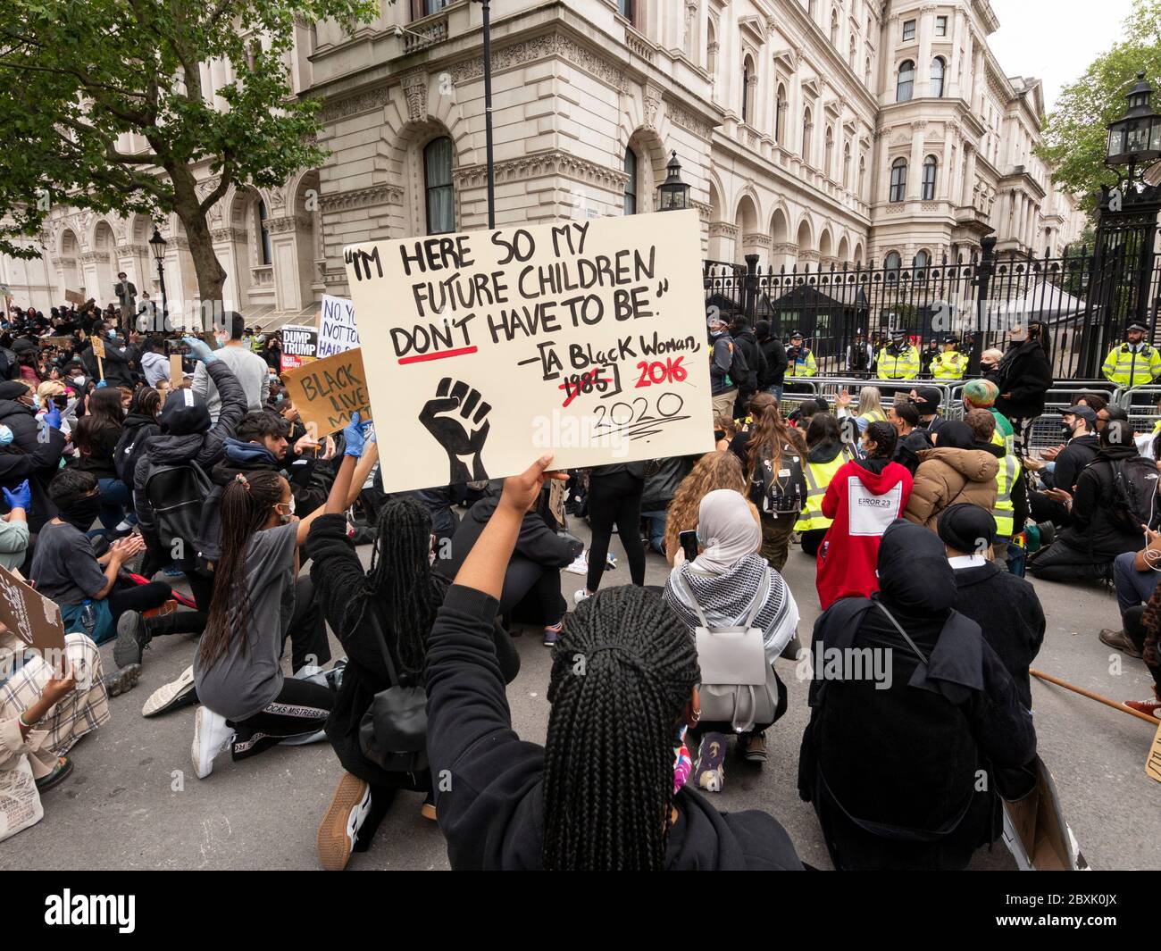 Blm downing street hi-res stock photography and images - Alamy