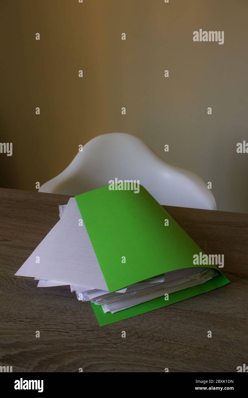 Professional desk hi-res stock photography and images - Alamy