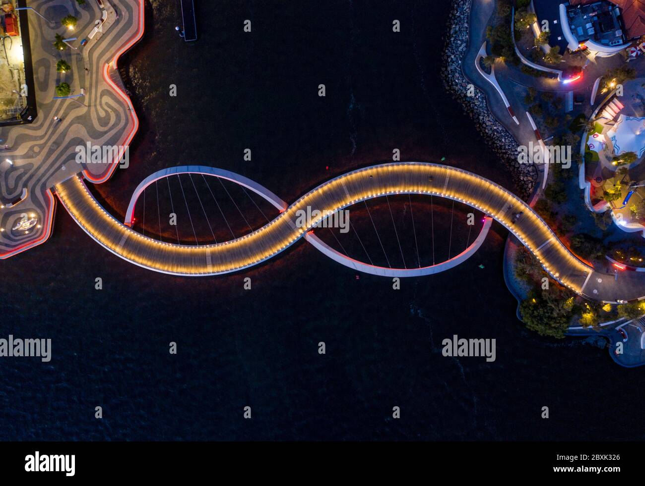 Overhead pedestrian bridge hi-res stock photography and images - Alamy