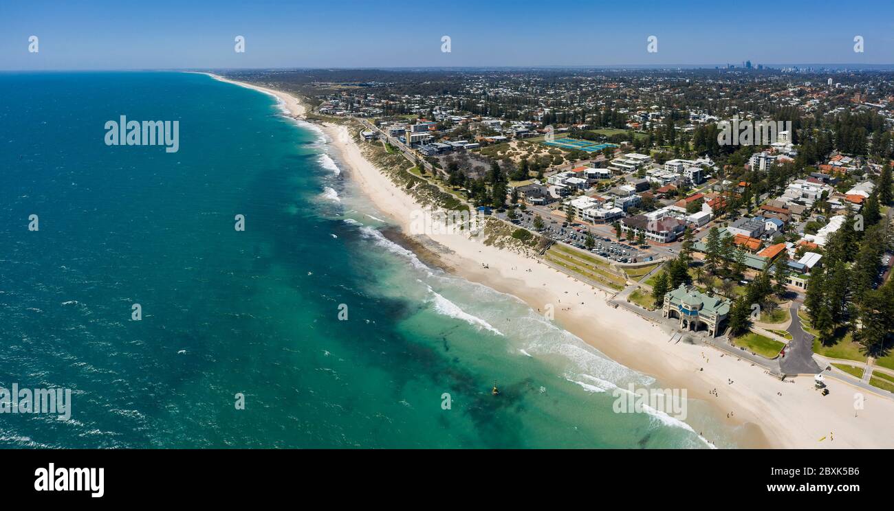 Aerial view scarborough hi-res stock photography and images - Alamy